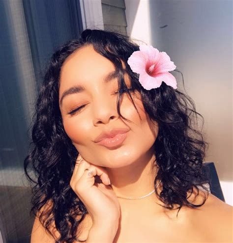 Vanessa Hudgens Nude Leaked The Fappening 5 Photos Thefappening