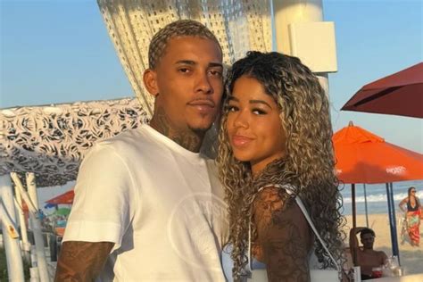 Poze Do Rodo Sai Em Defesa Da Esposa Vivi Noronha Ap S Ataques Na Web