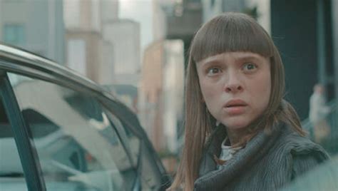 La miniserie de Netflix que te hará dudar de tu vida desde el primer