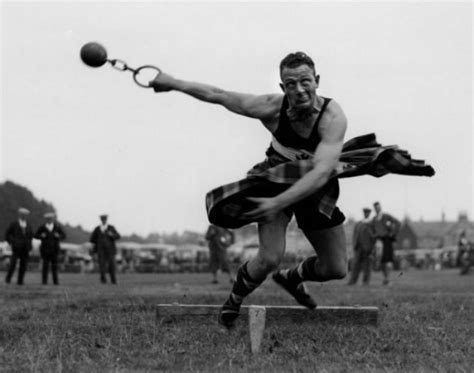 Fuerza Coraje Y Faldas Voladoras Highland Games En Escocia Pictolic