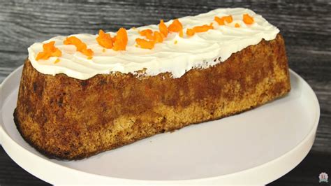 Réalisez un cake à la carotte moelleux et gourmand La Recette