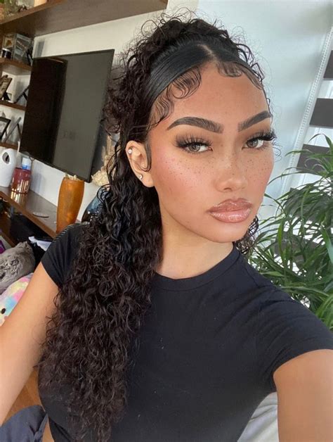 Pin By 🎀 On 10s In 2023 Curly Hair Styles Naturally Mixed Curly Hair Curly Hair Styles Easy