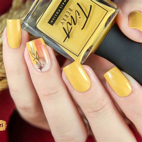 Yellow Leafy Nails Pictures Photos And Images For Facebook Tumblr