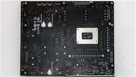 MSI MPG Z790 CARBON WIFI Review