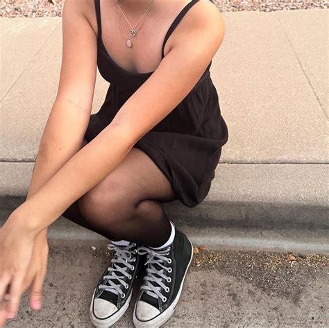 Pin by romok on Almacenamiento rápido Converse style Fashion Outfits
