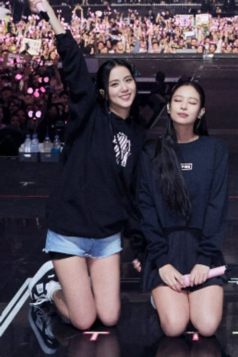 JENSOO BORN PINK WORLD TOUR