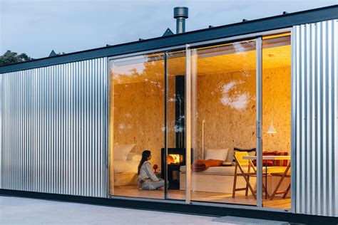 Vivre grand dans 34 m2 découvrez l intérieur surprenant de cette mini