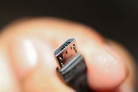 Micro Usb Vs Usb C What S The Difference Helpdeskgeek