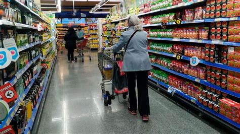 Canasta básica una familia tipo necesitó casi 284 687 en agosto para