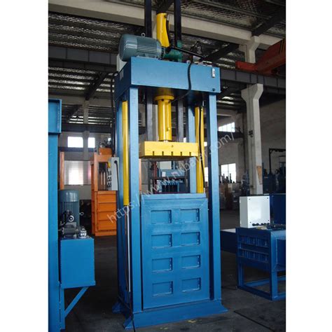 Used Clothes Baling Press Machine Nick Baler Machinery