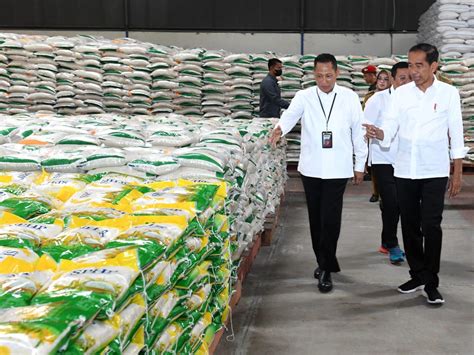 Presiden Jokowi Luncurkan Penyaluran Cadangan Beras Pemerintah Untuk