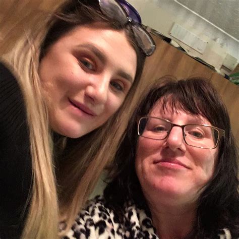 Avon With Lorraine And Kira