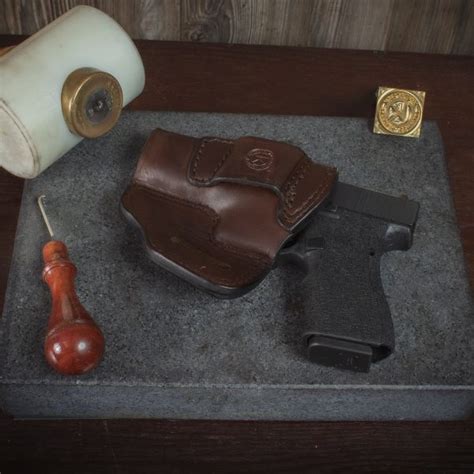 Quickship Glock 17 OWB Leather Holster Texas Strong Side