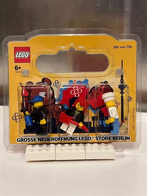Lego GRAND OPENING LEGO BRAND STORE GRAND OPENING SET UBER RARE