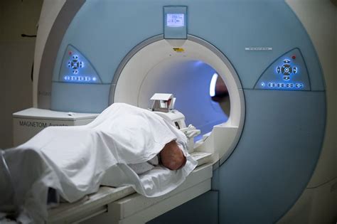 Resonancia Magnética Definición Significado Importancia y Tipos