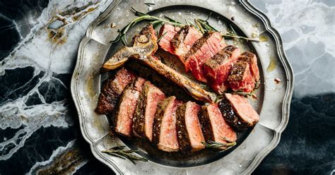 Tre Dita Upscale Italian Restaurant Open At St Regis Chicago Crain S