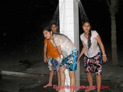 Beautiful Desi Sexy Girls Hot Videos Cute Pretty Photos Desi Villages Girls Bathing New Photos