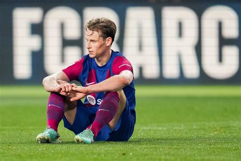 Frenkie De Jong Wordt Gechanteerd Soccernews Nl