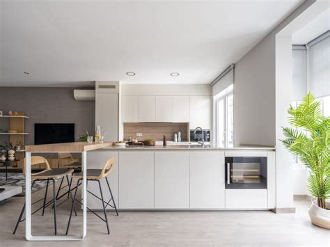 Cocinas Blancas Y Madera Santiago Interiores