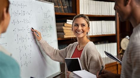 Cum te pregătești pentru examenele internaționale SAT A Level GMAT