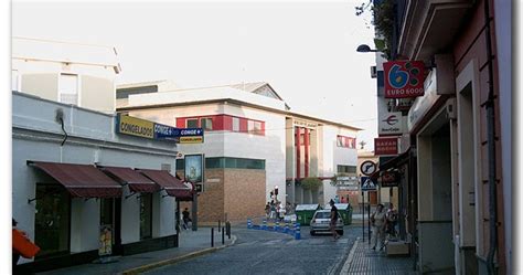 Dos Hermanas Ayer y Hoy Calle Canónigo y Plaza del Emigrante