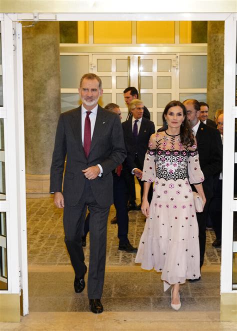 Photo Le Roi Felipe VI Et La Reine Letizia D Espagne Lors De La