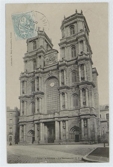 Rennes Vue en noir et blanc de la cathédrale Carte postale