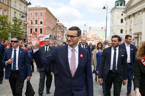Max Golonka on Twitter RT GrazynaStaszew3 Dzień dobry Polacy