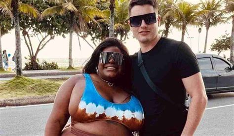 Jojo Todynho Posta Clique Ao Lado Do Namorado Pela Primeira Vez