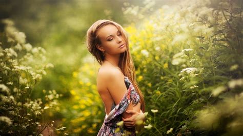 Sunlight Forest Women Outdoors Women Model Portrait Long Hair Nature Grass Sitting