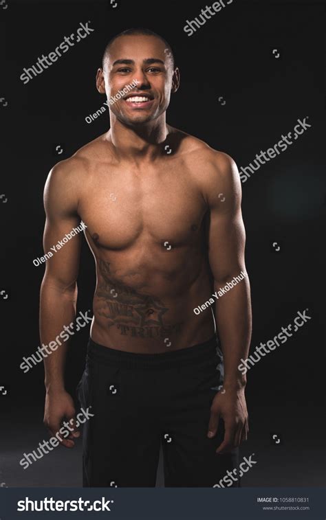 Schwarze afrikanische jungs nackt Schöne erotische und Porno Fotos