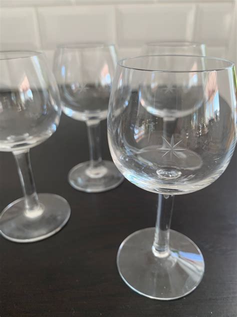 Se produkter som liknar 4 likörglas Kosta Boda Bouqu på Tradera