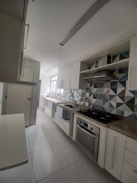 Apartamento na Rua Martins Torres 307 Santa Rosa em Niterói por R
