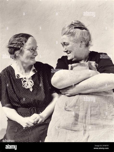 Two Old Women 1930 S Hi Res Stock Photography And Images Alamy