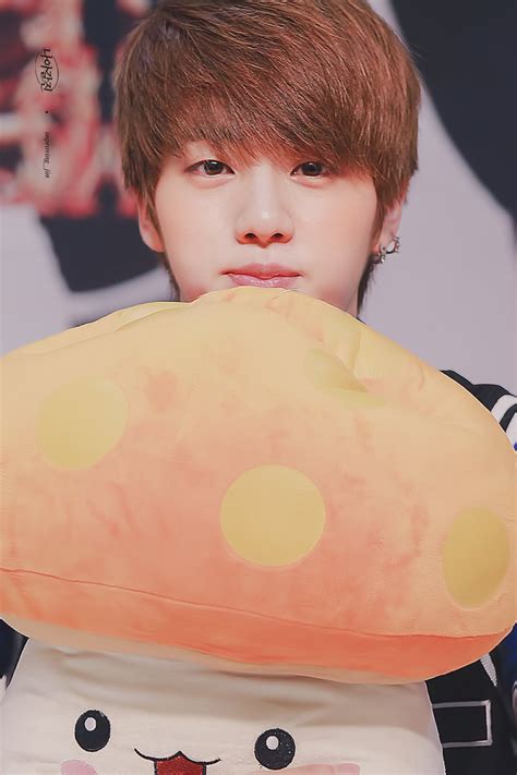 나아갈진 on Twitter 세상에서 젤 사랑스러운 석디니 생축축 석지니생일우떤데 안녕 우리의우주석진아 생일축하해