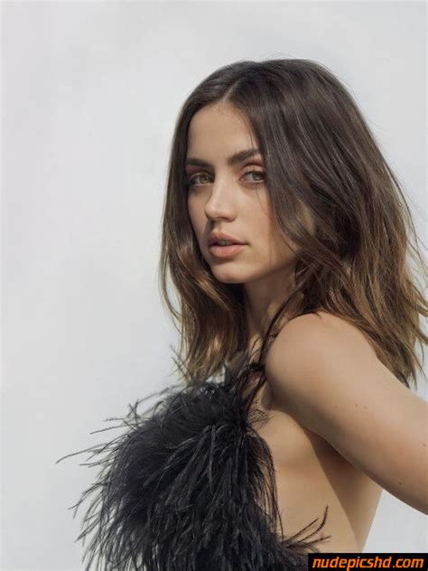 Ana De Armas Breathtaking Nude Pics HD