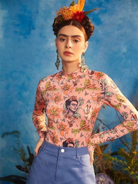 Frida Kahlo X SHEIN Mock Neck Figure Floral Print Tee SHEIN USA