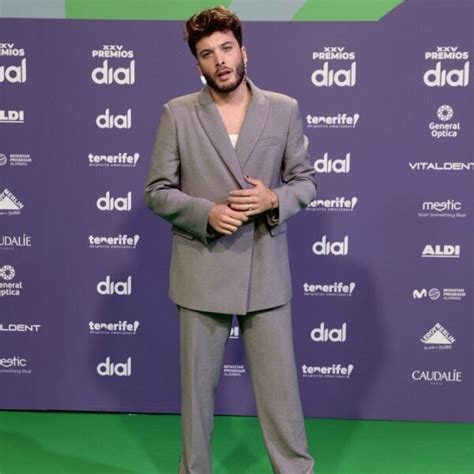 Blas Cant En Los Premios Cadena Dial Alfombra Verde De Los