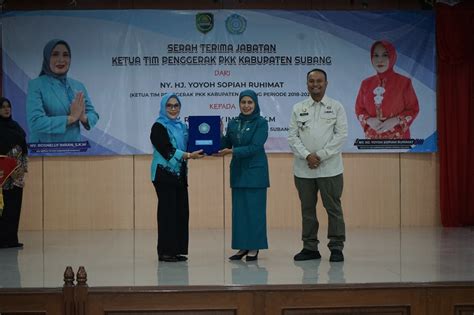 Hadiri Serah Terima Jabatan Ketua Tim Penggerak PKK Kab Subang PJ