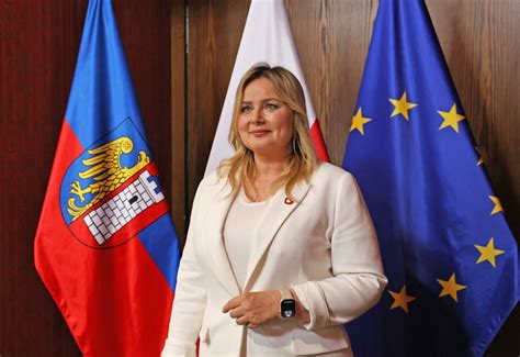Pierwsza Sesja Rady Miasta W Gliwicach Przerwana Prezydent Katarzyna