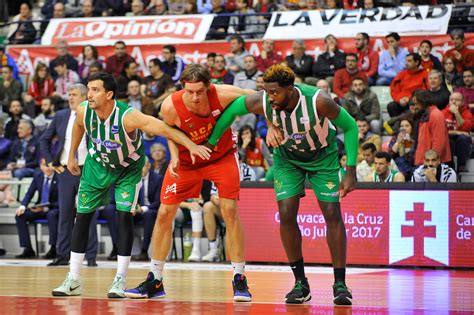 Manquepierda Crónica UCAM Murcia 63 Real Betis 70 El Betis llegó