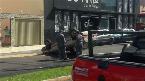 Motorista Passa Mal Perde O Controle Do Ve Culo E Capota Na Otto