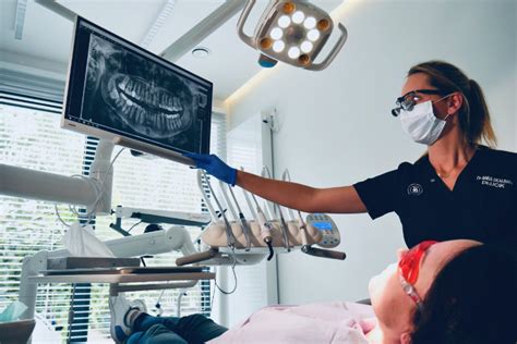 Leczenie kanałowe Katowice Dłucik Dental Clinic