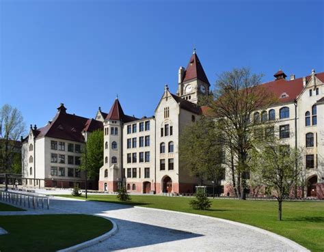 Architektura studia w Polsce Jak wyglądają jak się dostać gdzie