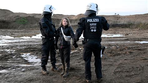 Video Of Greta Thunberg Being Arrested Sends Twitter Into A Frenzy