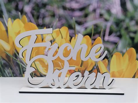 mk schoenes de Schriftzug Frohe Ostern aus Holz in weiß optional mit