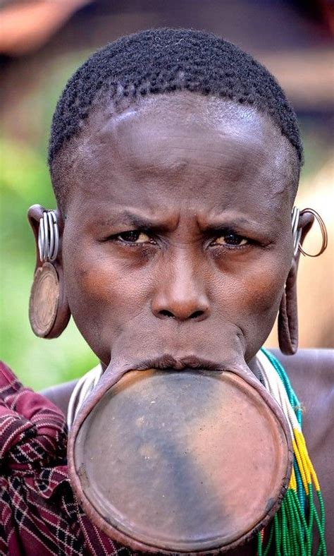 Surmi Woman Sth Ethiopia Rod Waddington Flickr Mursi Tribe