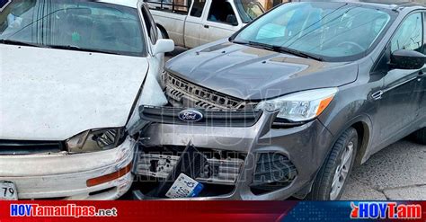 Hoy Tamaulipas Accidente En Tamaulipas Conductora Se Paso Alto Y