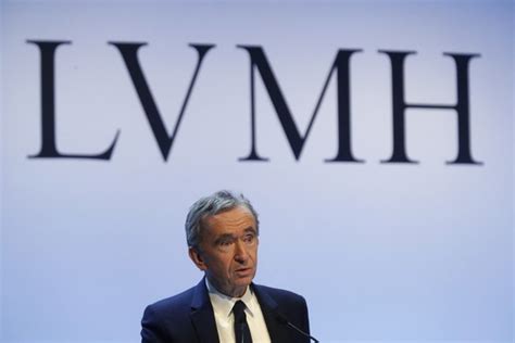Bernard Arnault Homem Mais Rico Do Mundo Ganha Us Bilh Es Em Um