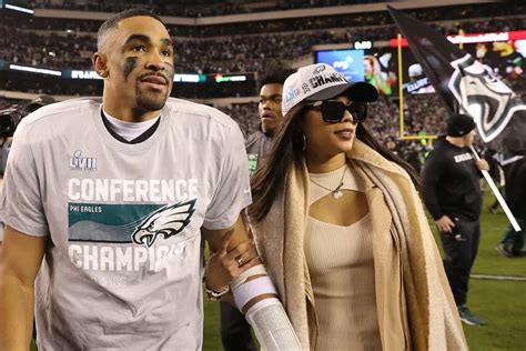 Il Quarterback Dei Philadelphia Eagles Jalen Hurts Ha Una Ragazza